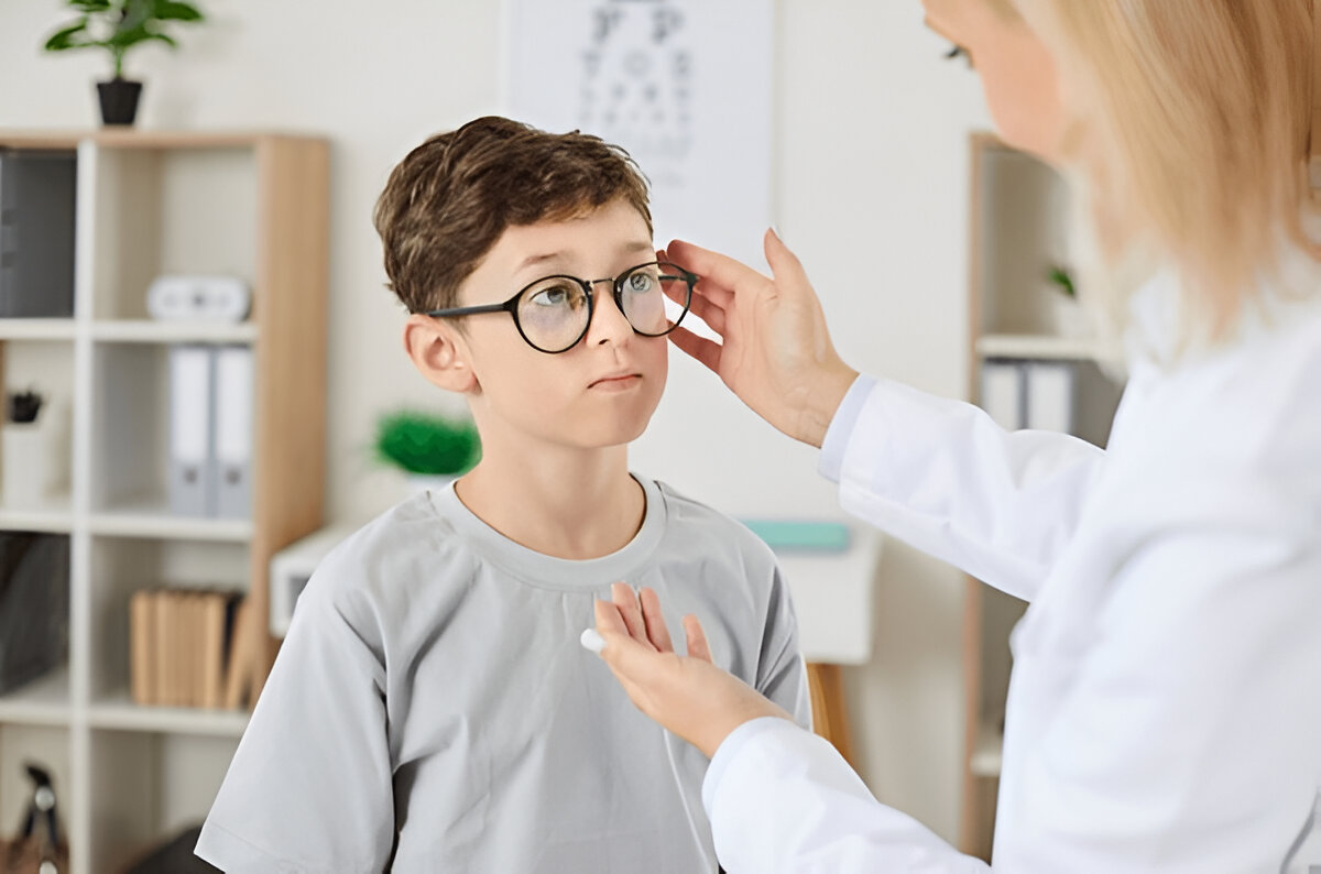 Can Eye Power Be Reduced Naturally? Debunking the Myths - Indira Gandhi ...